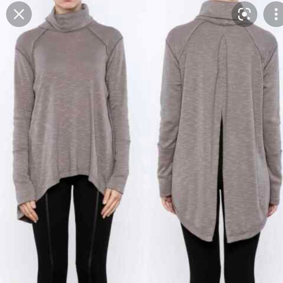 We The Free | Tops | Comfy Top Worn A Few Times Not The Color On Model ...
